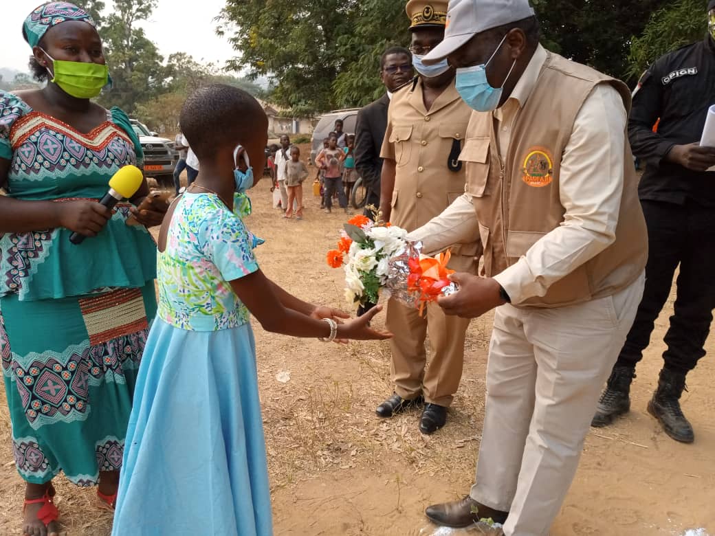 MINADER - Visite du Minader à Mbangassina dans le Mbam et Kim, Région ...